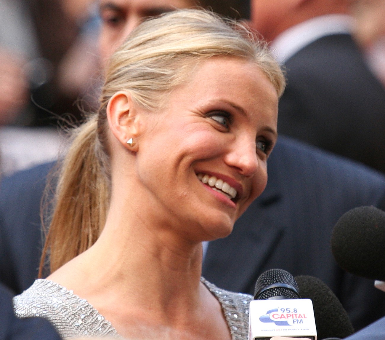 Top 20 Most Requested Celebrity Smiles According to Express Dentist ...