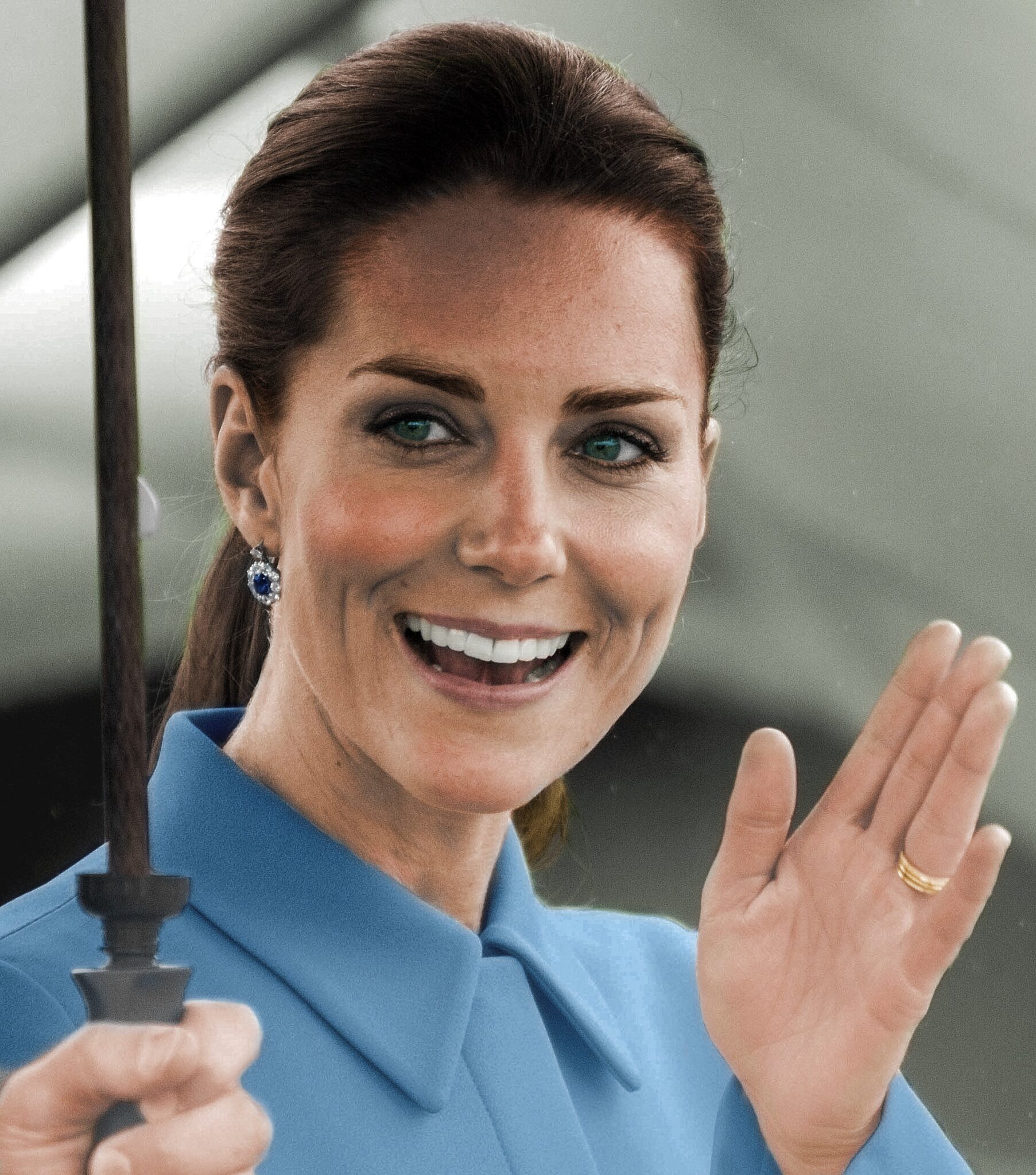 Top 20 Most Requested Celebrity Smiles According to Express Dentist ...